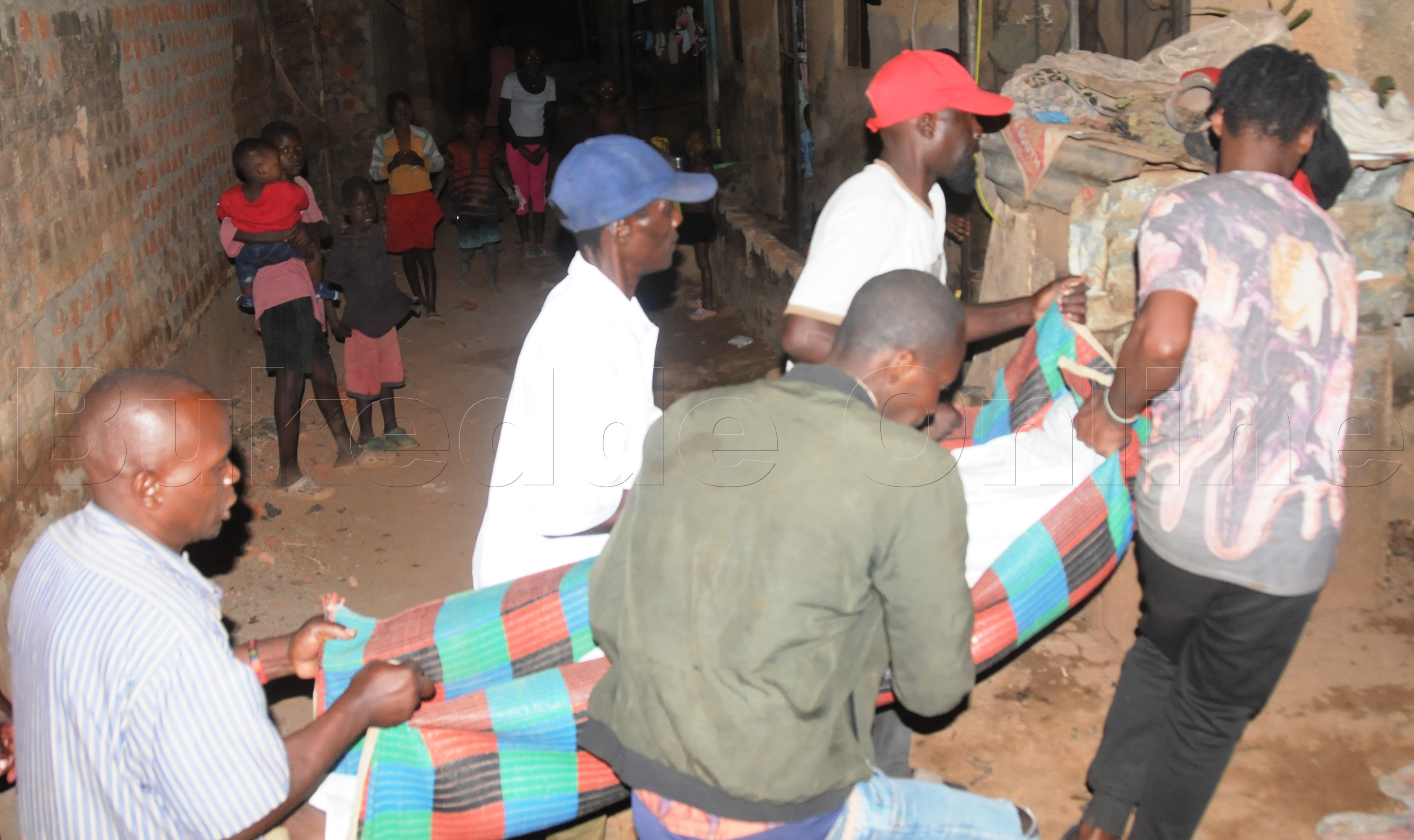 Amawulire: Owa sipensulo eyafuna obutakkaanya ne munne n'amu