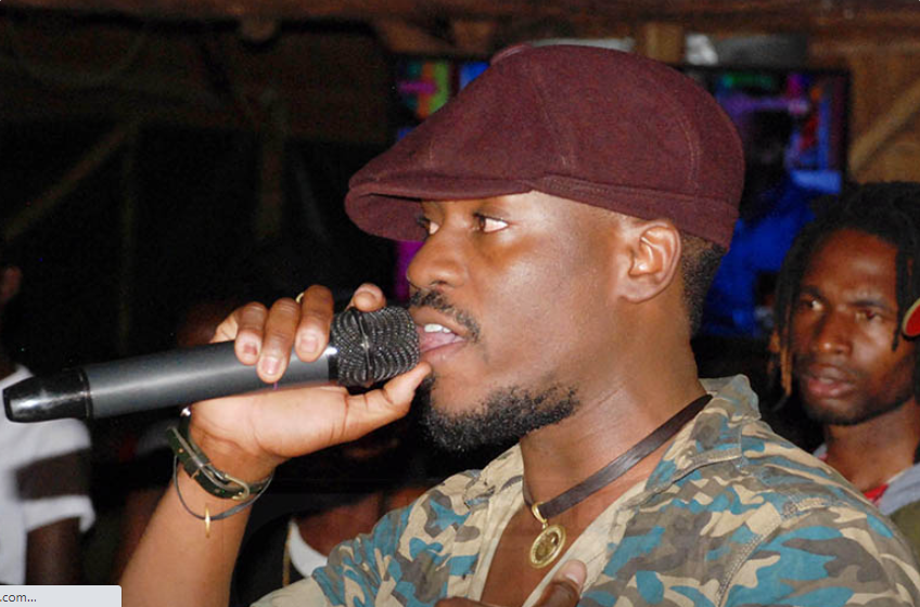 Ent. & Lifestyle: Copyright: Ray Signature reveals how he ea