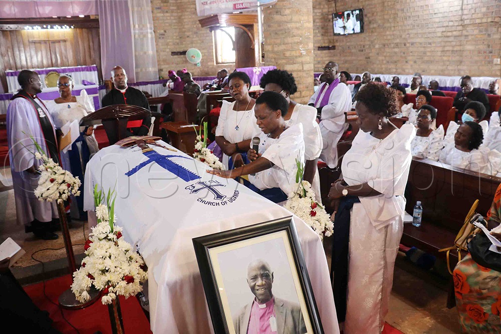 Bishop Senyimba laid to rest at Mukono Cathedral - New Vision Official