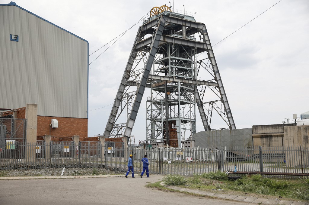 South Africa platinum mine lift plunge kills 11 - New Vision Official