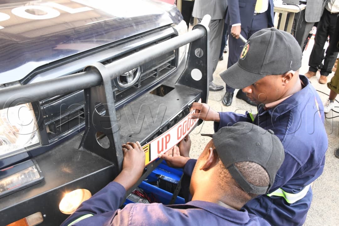 📷 New digital number plate system launched - New Vision Official
