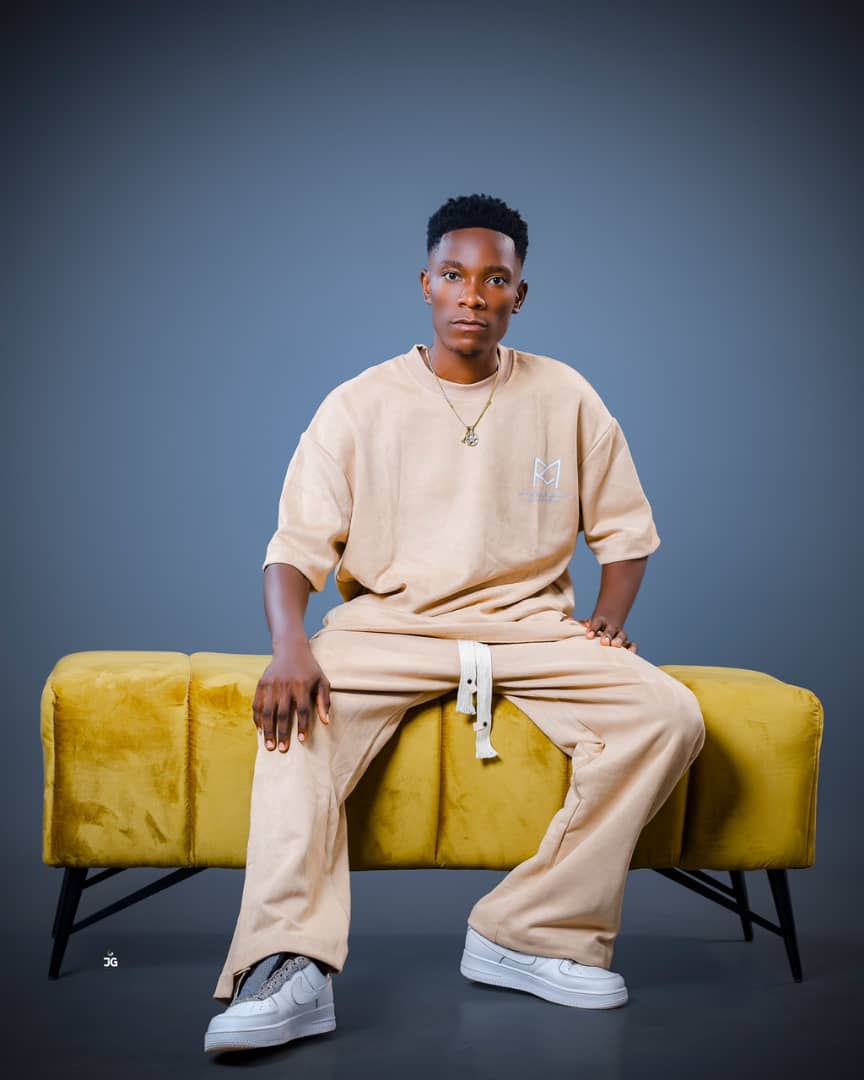 Nnakawere Karole Kasita akoze kolabo n'omuyimbi omuto Laygacy - Bukedde ...