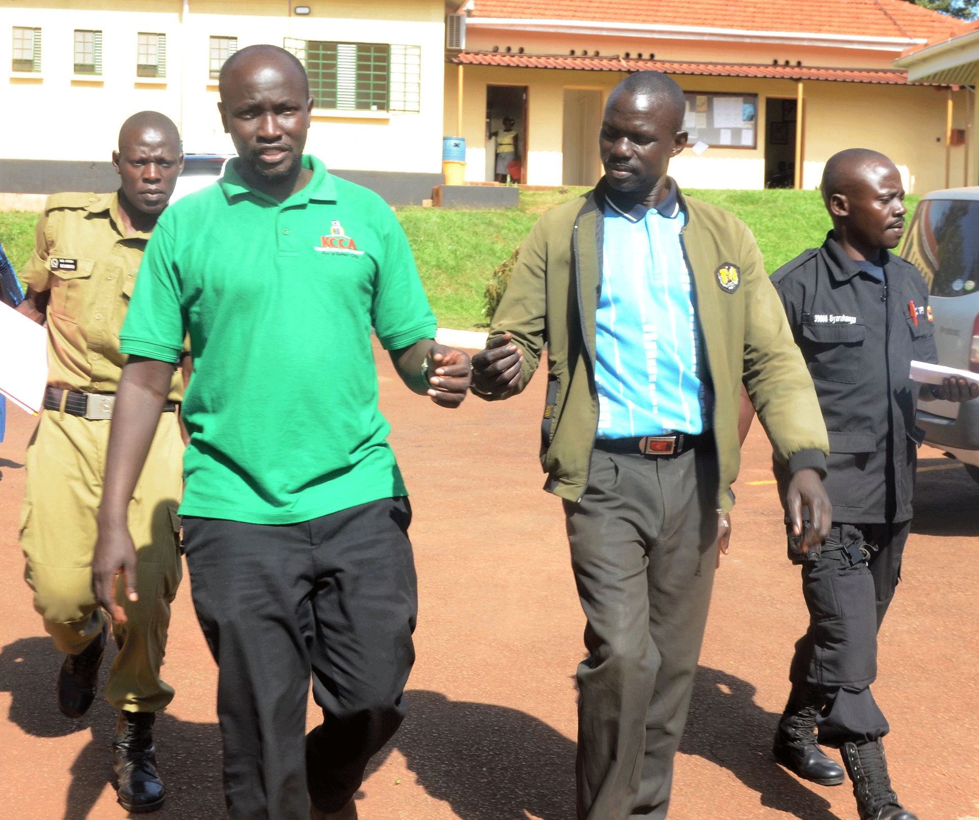 Abasuubuzi be Nakawa bakukkulumye olw'okusindika ssentebe waabwe mu ...