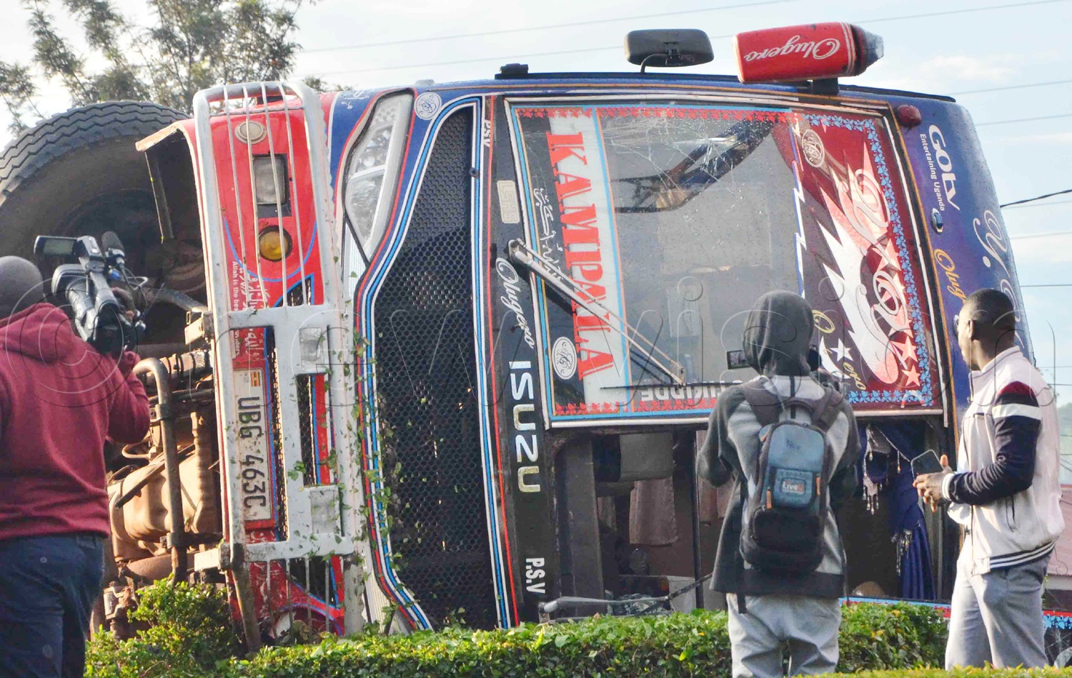 Three injured after YY coach overturns on Jinja Road - New Vision Official