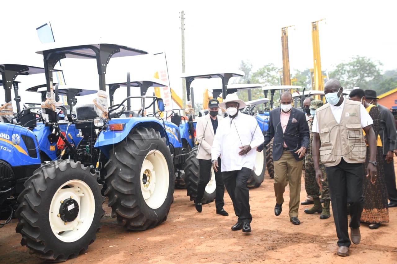 IN PICTURES: President launches the second consignment of ag