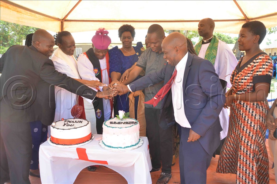 📸 Central Busoga bishop confirms 70 children - New Vision Official