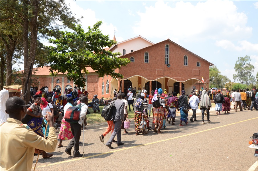 IN PICTURES: Fun, business at Katoosa Martyrs Shrine - New Vision Official