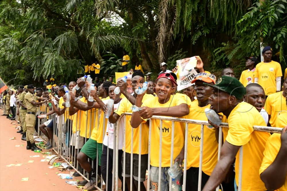 📷 Museveni launches drive to update NRM party register - New Vision ...