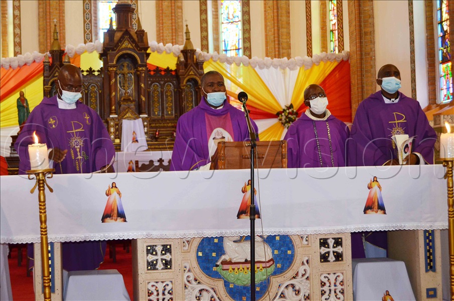 Hon. Nakyobe lauds Dr. Musubira - New Vision Official