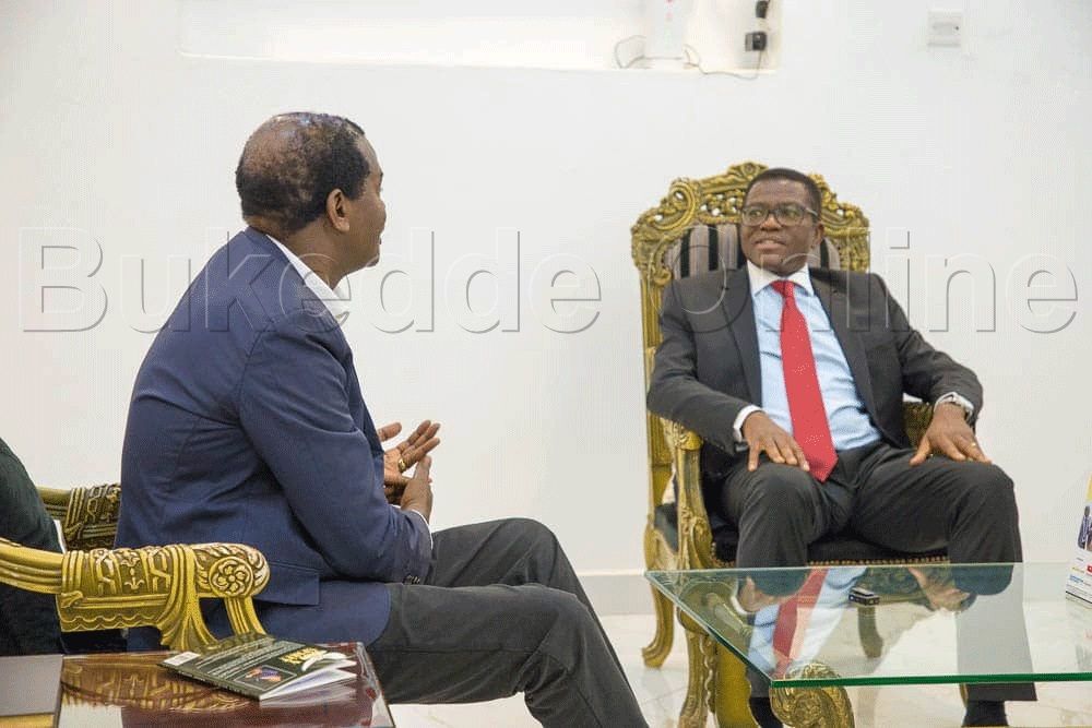 Amawulire: Katikkiro Mayiga akubagizza Musuba Kayanja