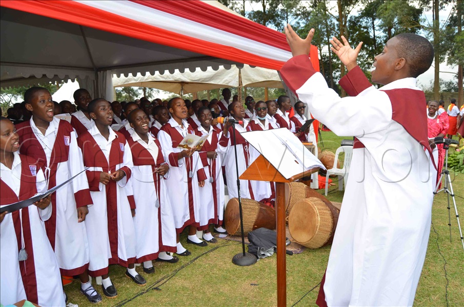 TRICONA students deliver Africanised liturgy - New Vision Official